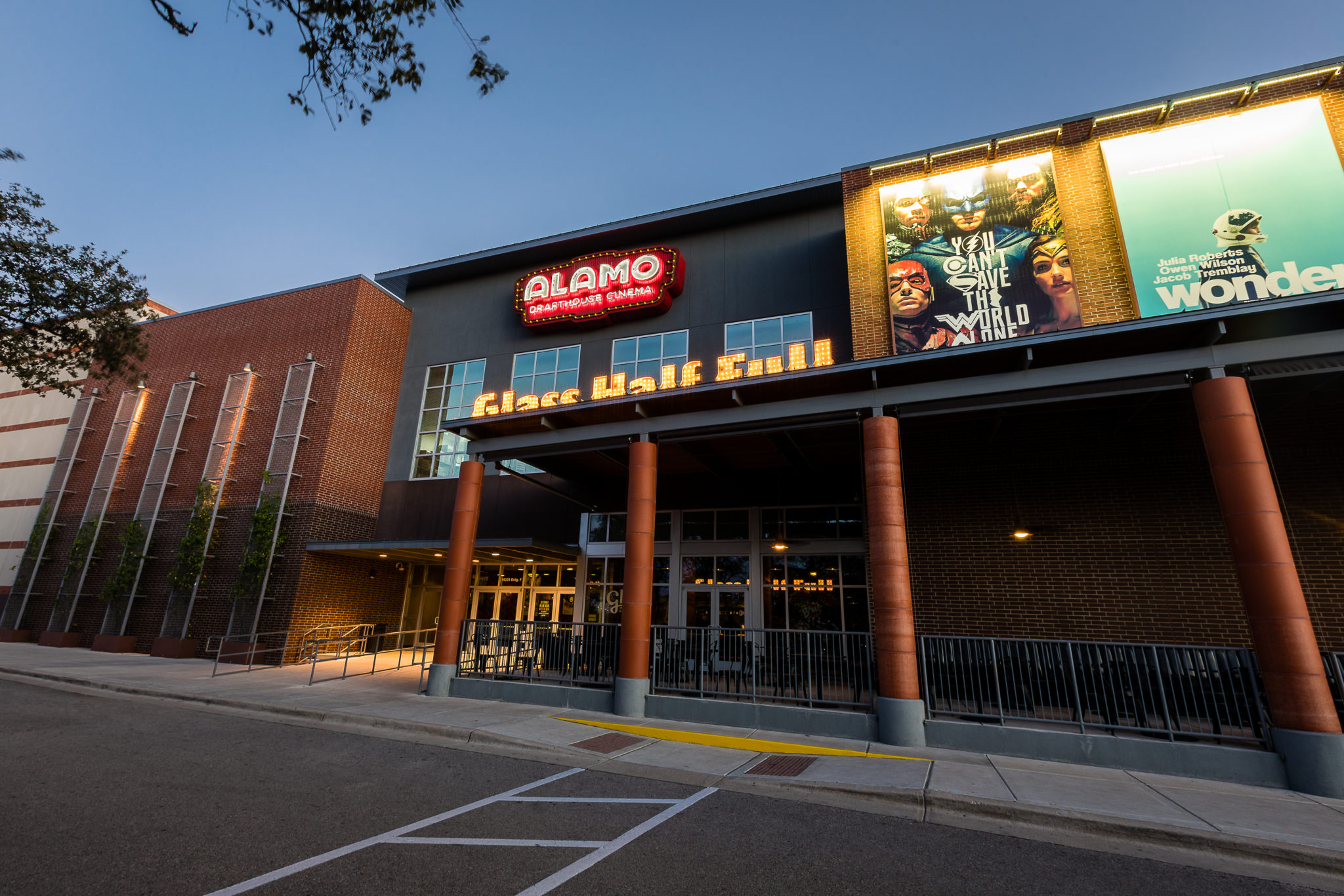 The Moviegoer's Guide to Austin: The Best Movie Theaters in Austin ...